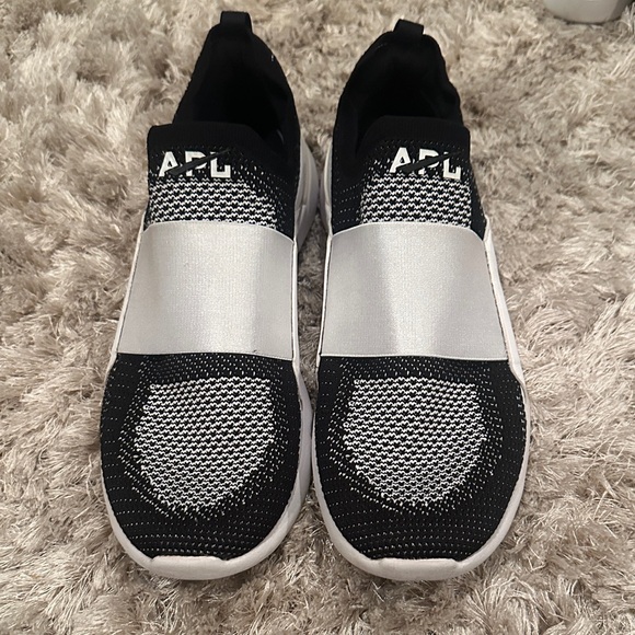 APL | Shoes | Apl Monochrome Knit Slipon Techloom Bliss | Poshmark